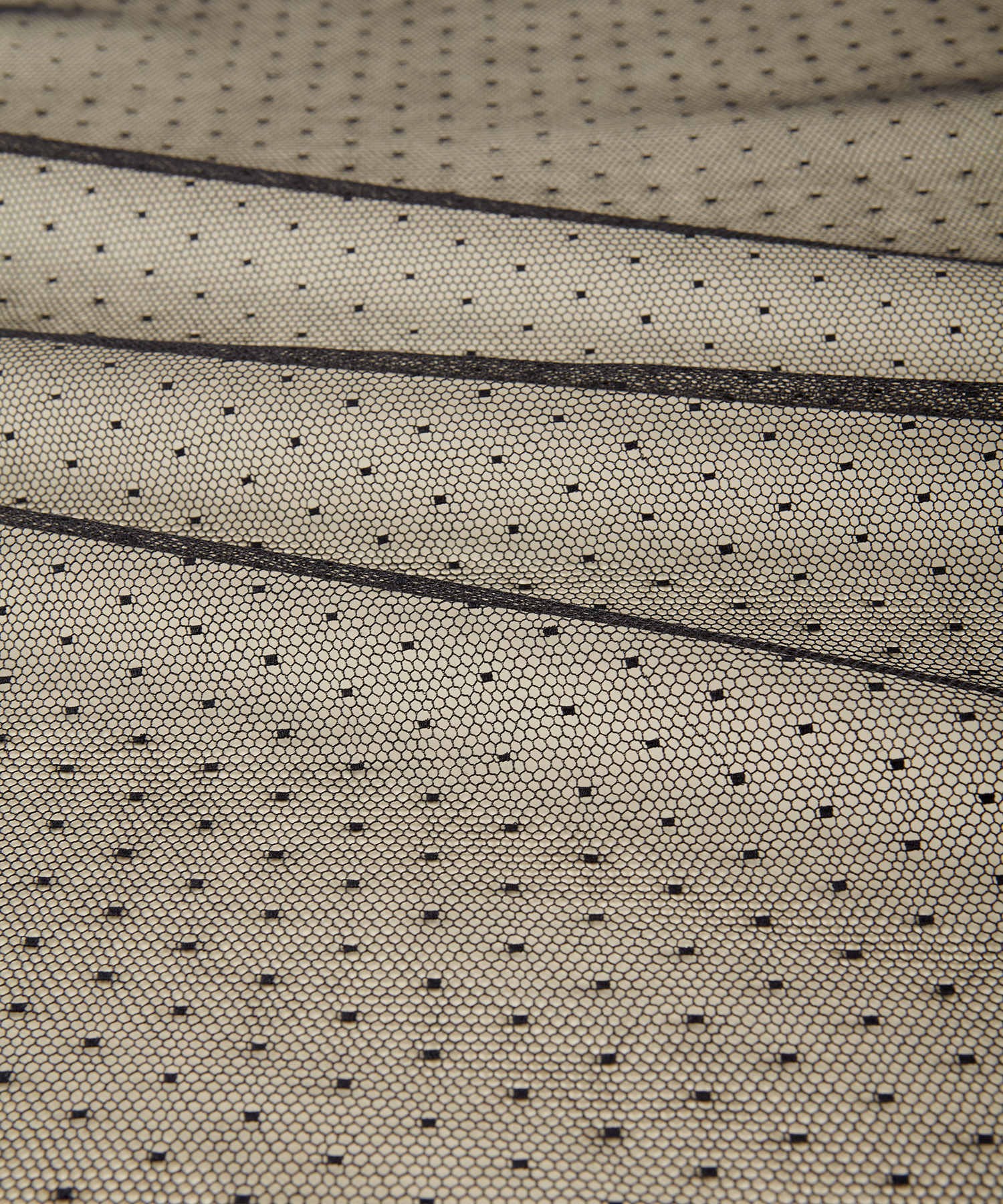 Point d'esprit 135 cm | Tulle fabric & Lace • Sophie Hallette