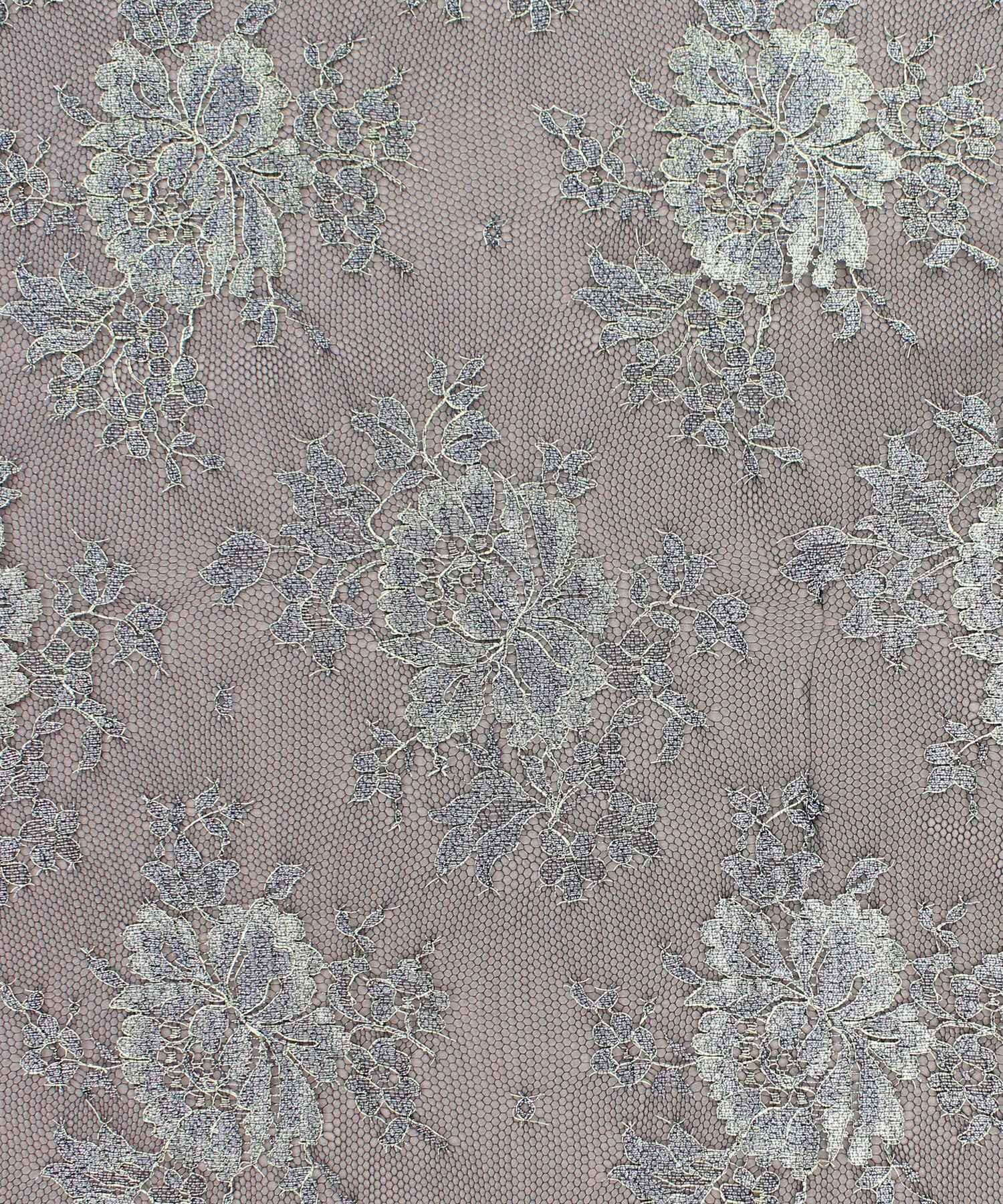 Rococo 130 cm | Lace & embroidery • Sophie Hallette